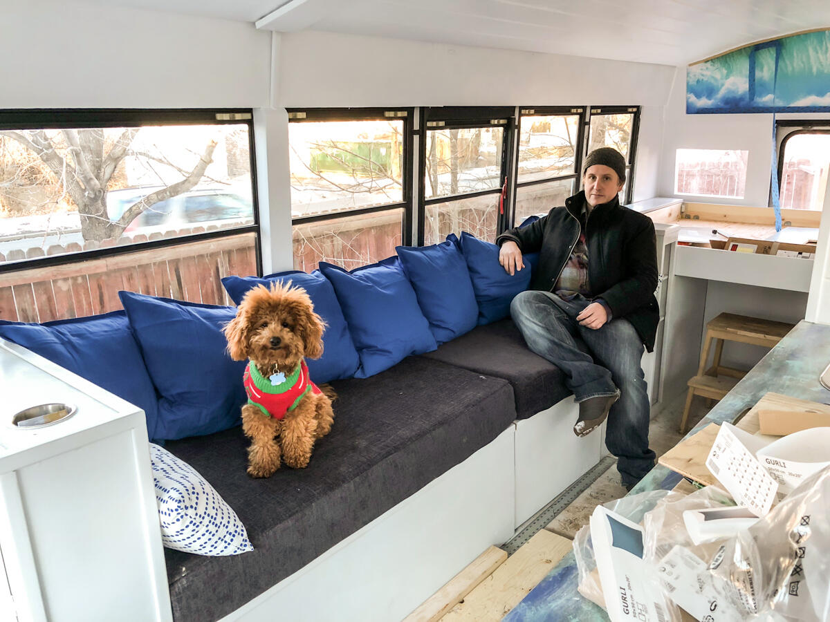 Bus Conversion Guide: The Living Space - Vicaribus